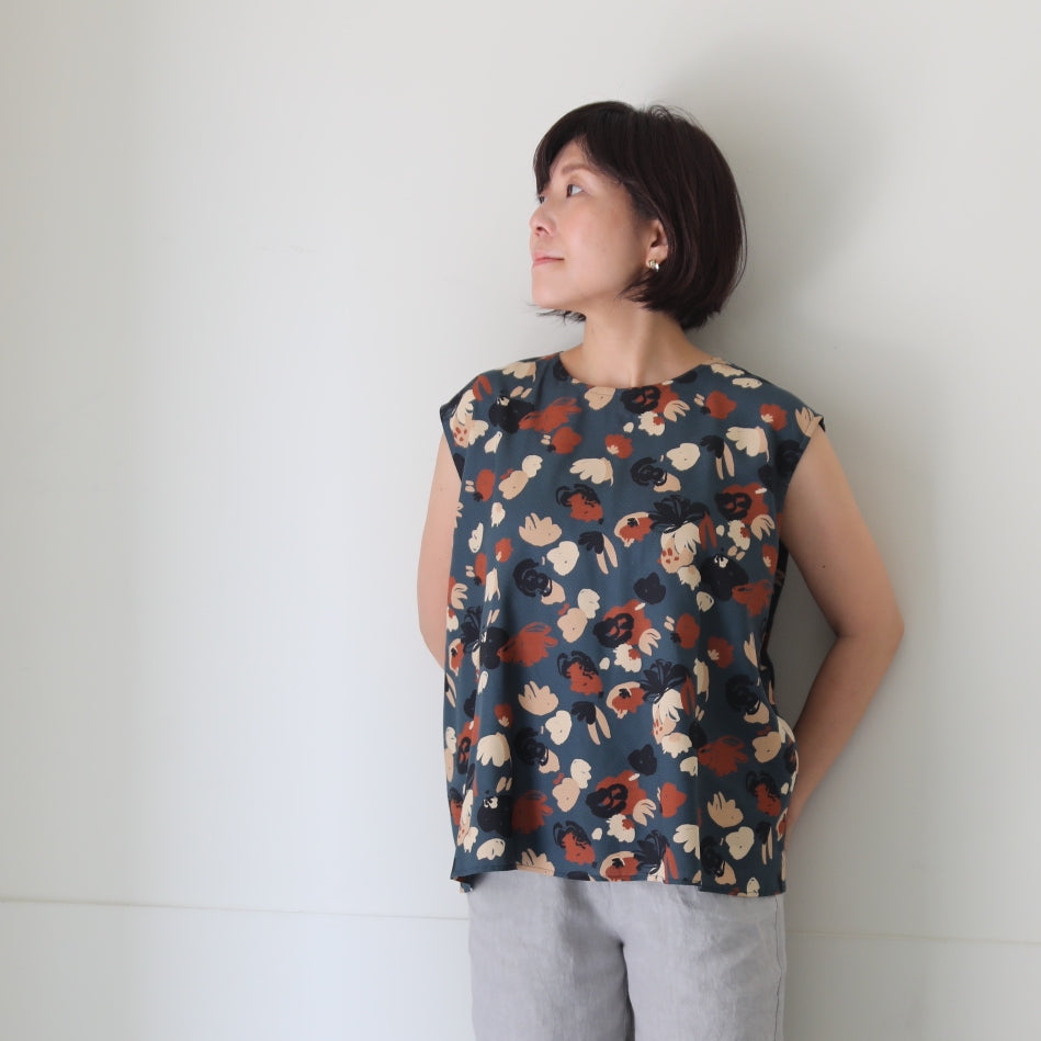 Laura Topのご紹介 – Sail & Thread